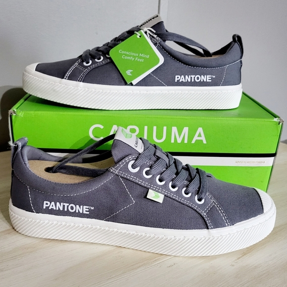 Cariuma | Shoes | New In Box Pantone Cariuma Oca Low Gargoyle Canvas ...